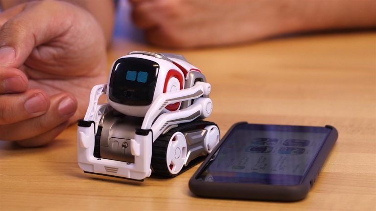 Cozmo Robot Review 2026: Is This The Best Educational AI? | Metaverse ...
